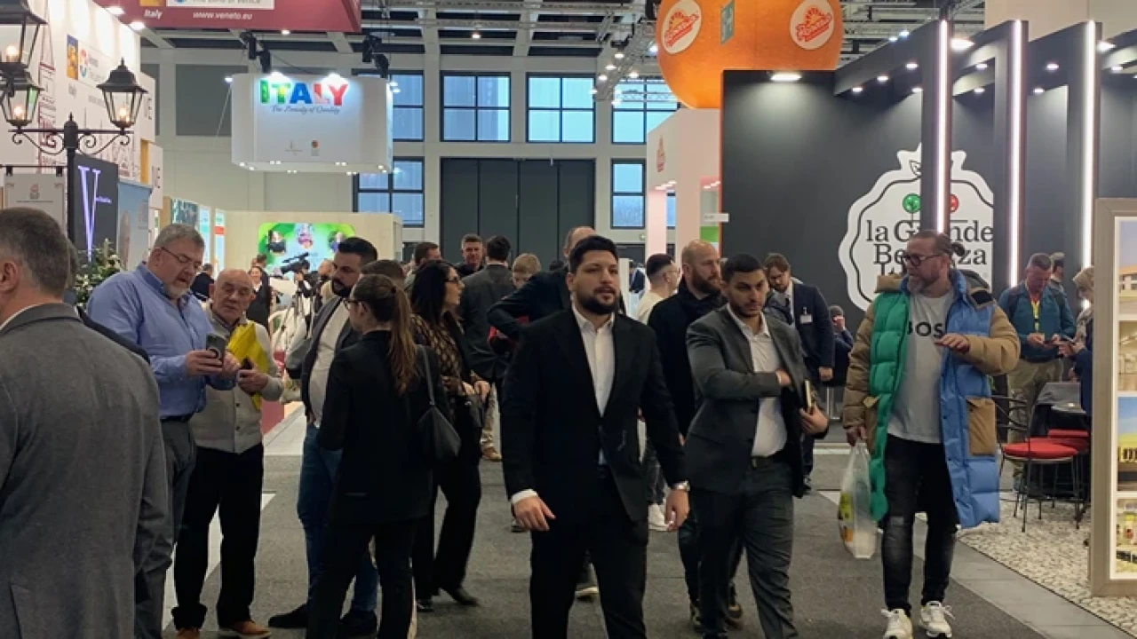 Berlino, Italian Fruit Village: "Clima positivo"